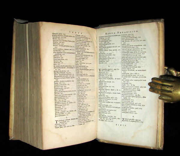 1695 Rare Latin Vellum Book - Complete Works of HORACE - Q. Horatii Fl ...