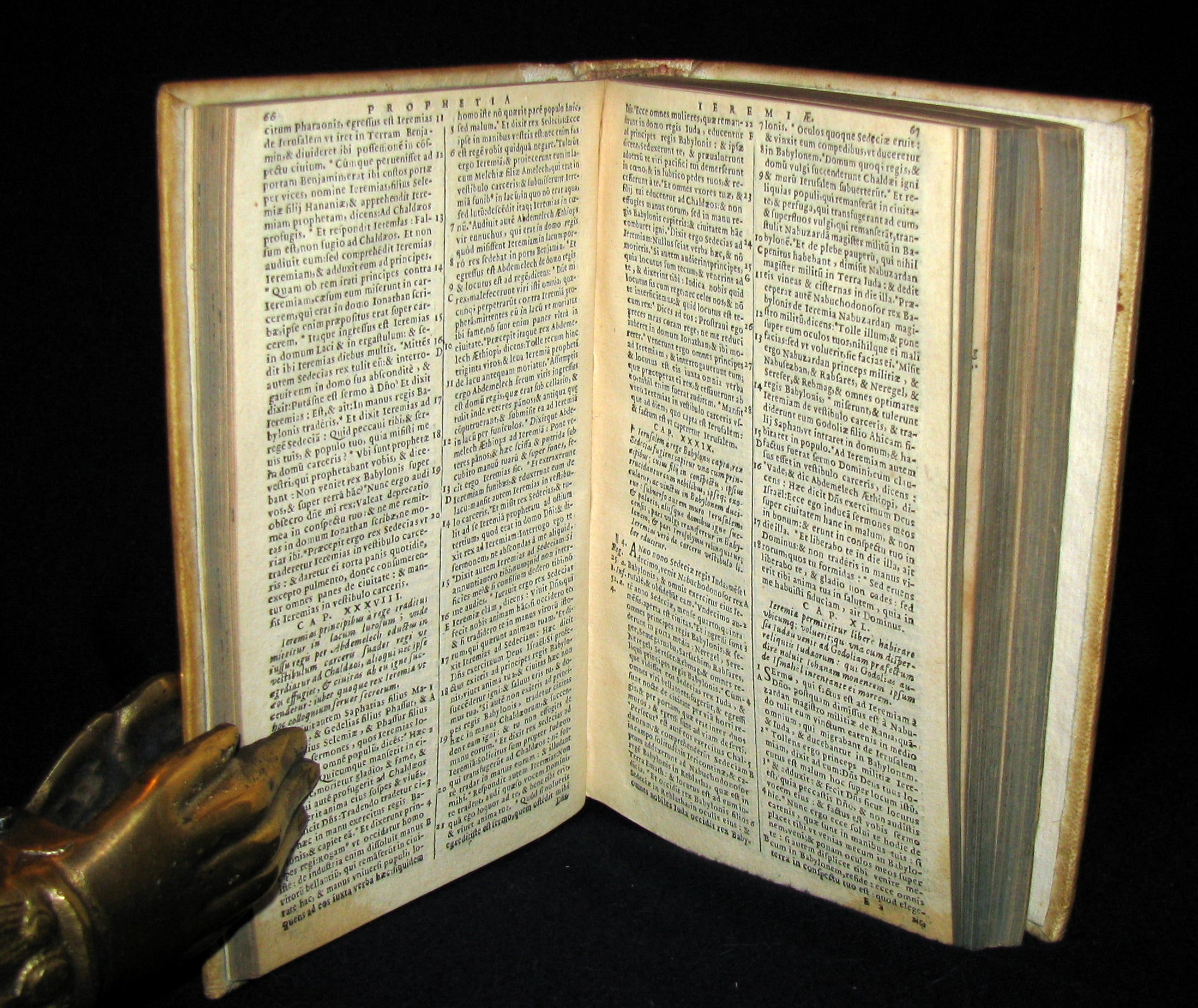 1669 Rare Latin Bible set - Biblia Sacra Vulgate Holy BIBLE Vulgatae ...